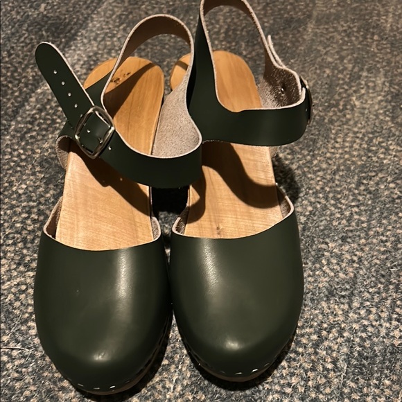 Lotta From Stockholm | Shoes | Green Clogs With Ankle Strap And Wooden ...